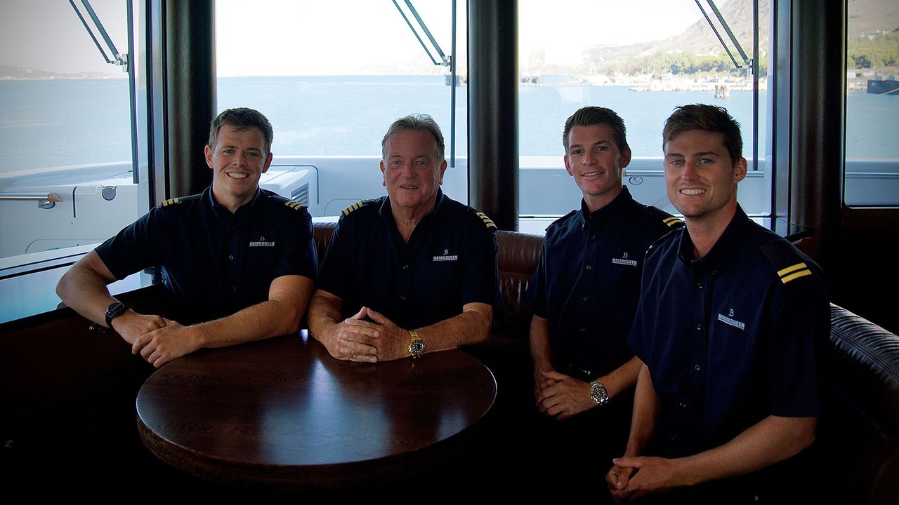 Captain and Three Crew of Mayan Queen IV to Receive Merchant Navy Medal